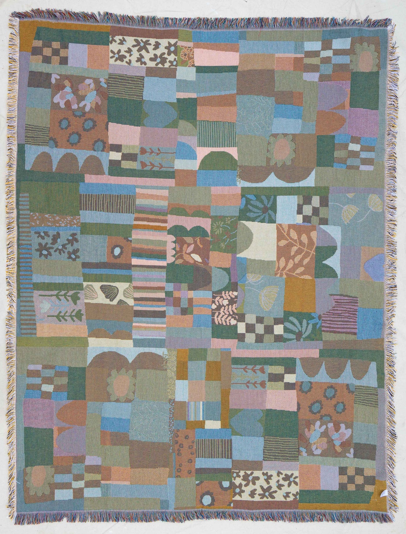 The Jade Fisher Rug – Salty Aura